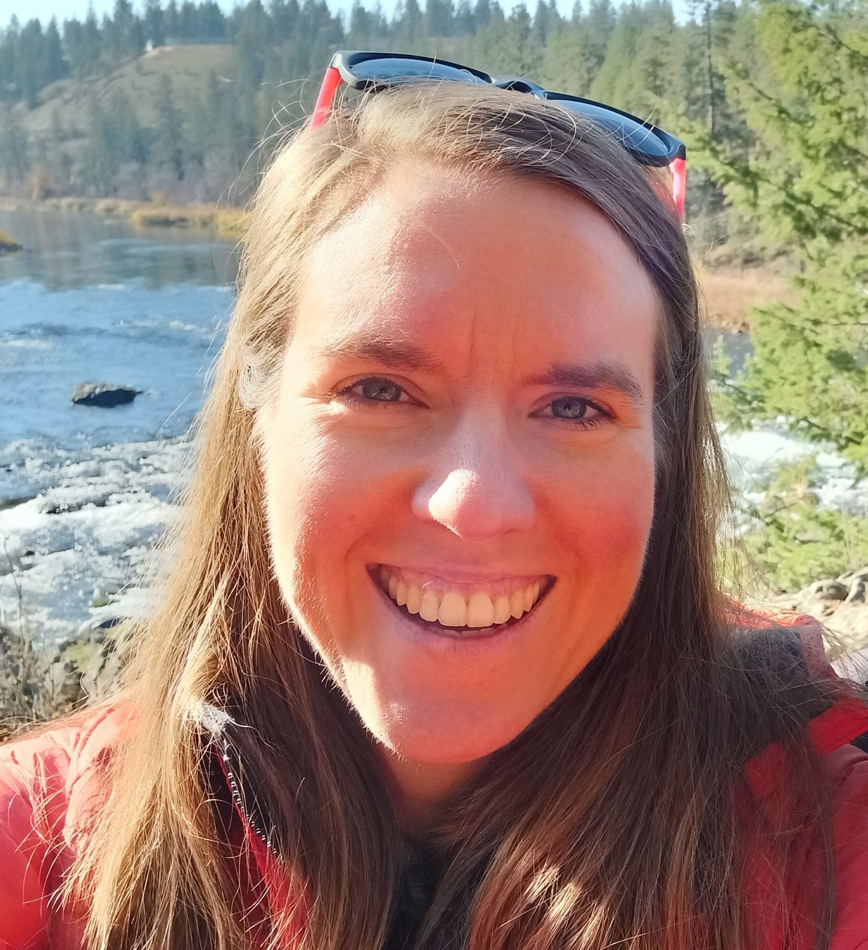 Kelly Dunn's Instagram, Twitter & Facebook on IDCrawl